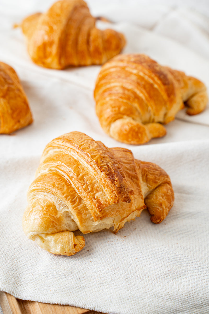 PACK CROISSANT 100 GRS (12 UNIDADES) – Panadería Macarrón